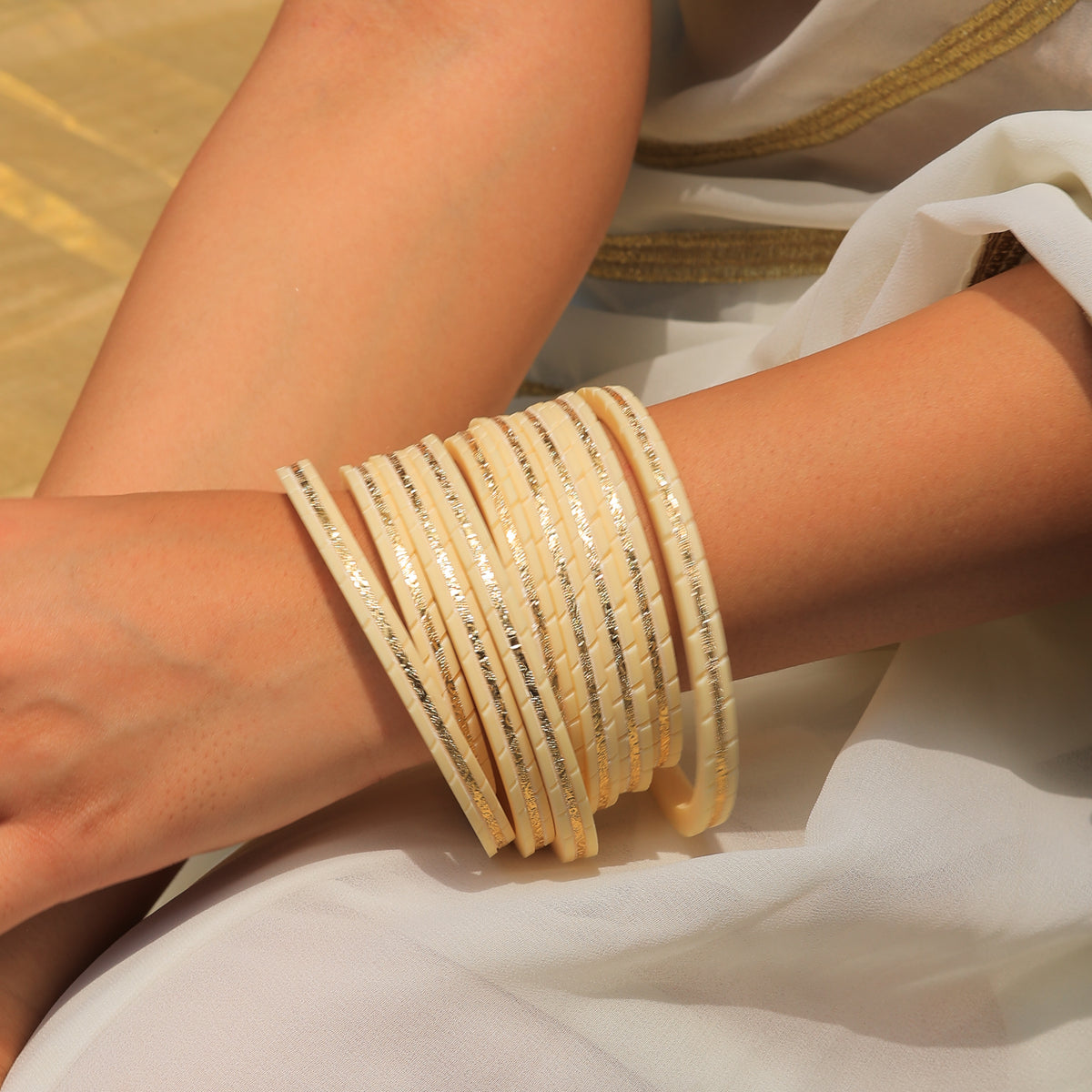 Charvi Bangles With Gliter – Revive Home